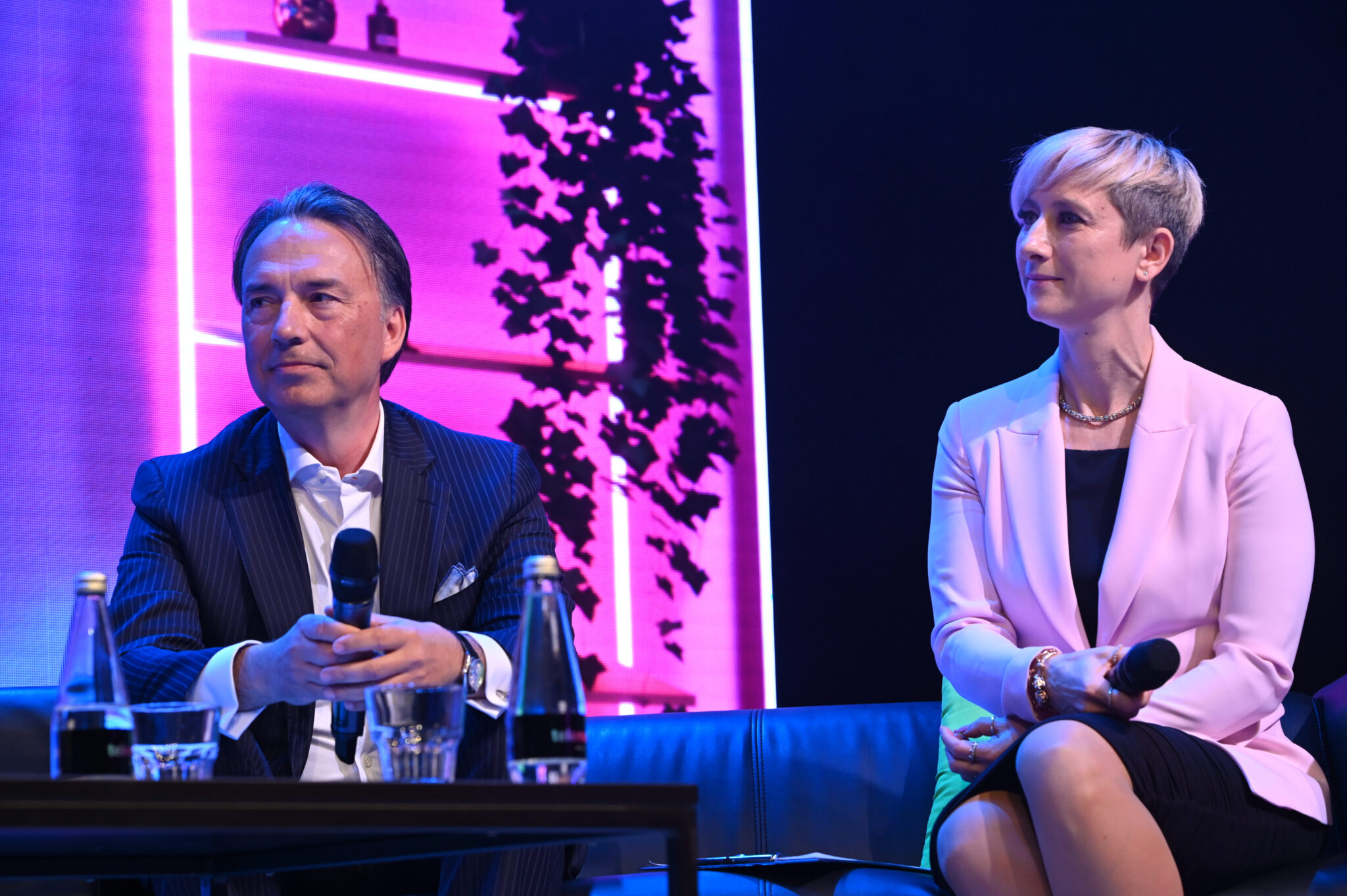 Znano je, kakšna je bila povprečna plača za leto 2023 - Forbes Slovenija