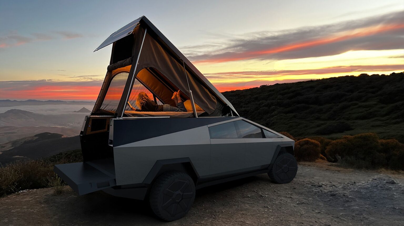 Tesla odpoklicala več tisoč futurističnih tovornjakov - Forbes Slovenija