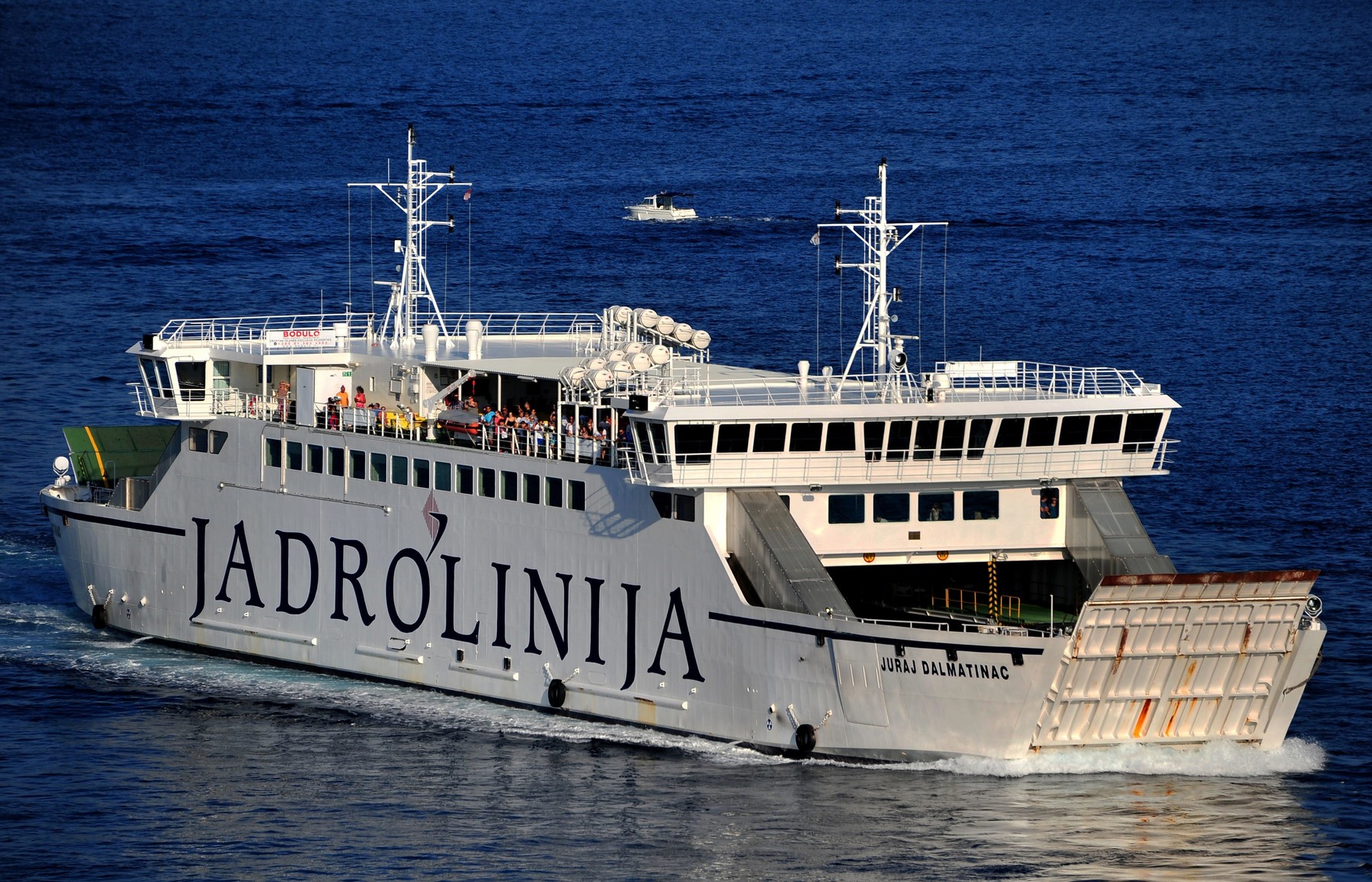 Hrvaška Jadrolinija bo poleti okrepila povezave z Italijo - Forbes ...