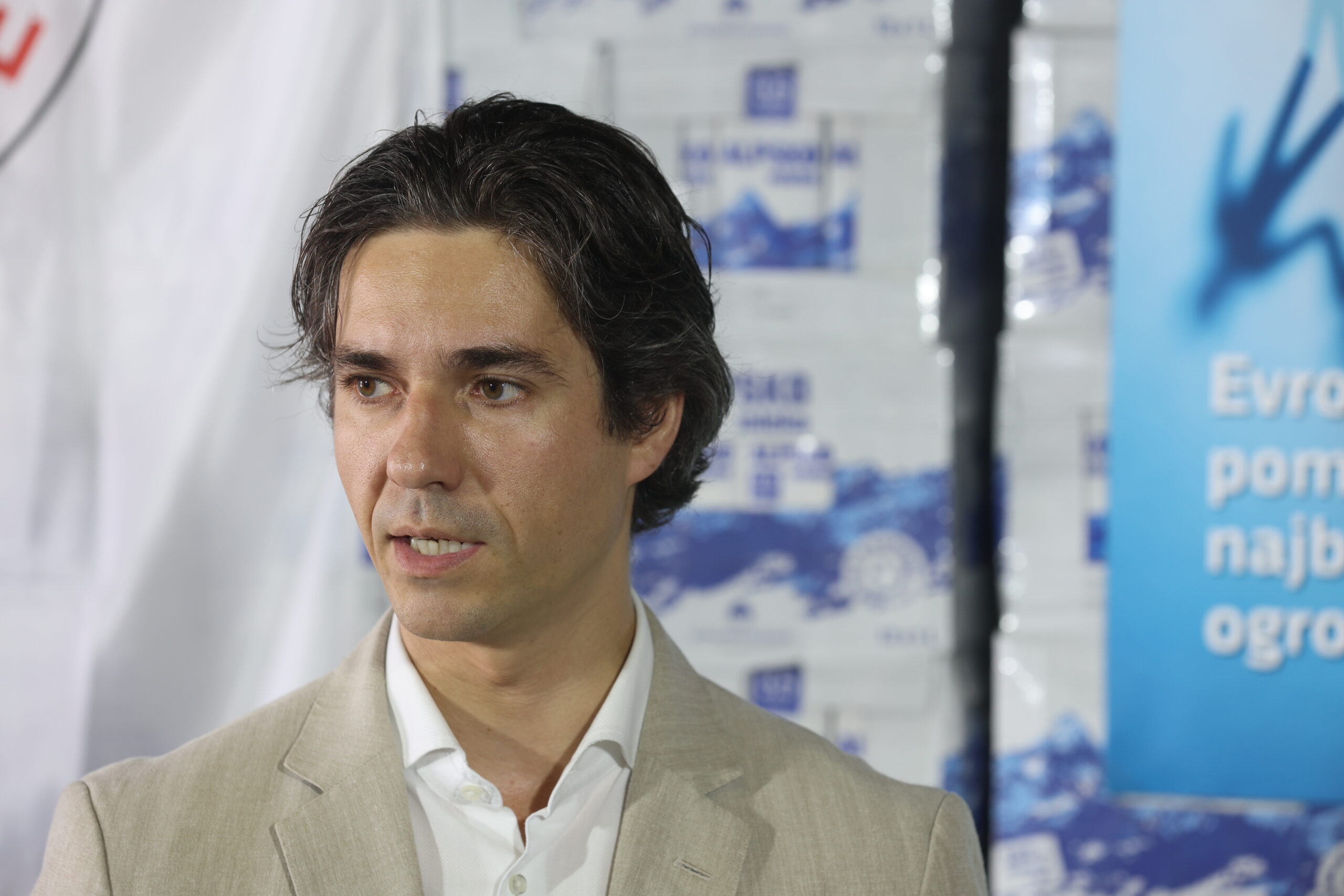 Mesec v skrbeh zaradi industrije, ministrstvo pripravlja podlago za ...