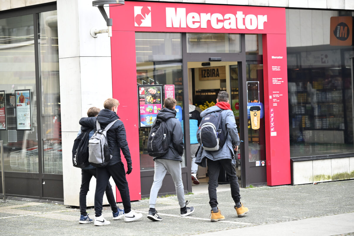Mercator ukinil kupone za popuste v več prodajalnah - Forbes Slovenija