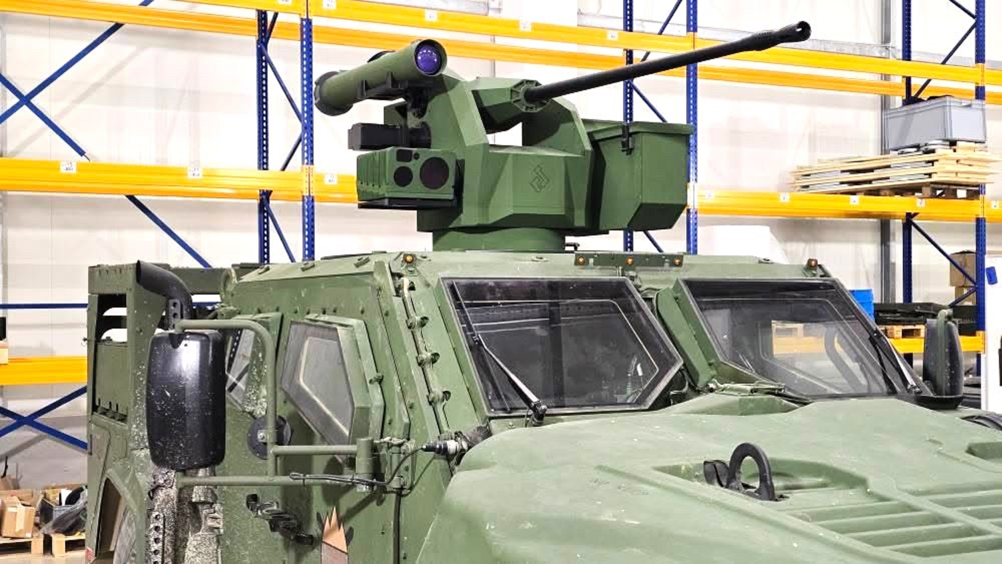 Ideje o domačem orožarskem podjetju: "Če se že oborožujemo, imejmo kaj ...