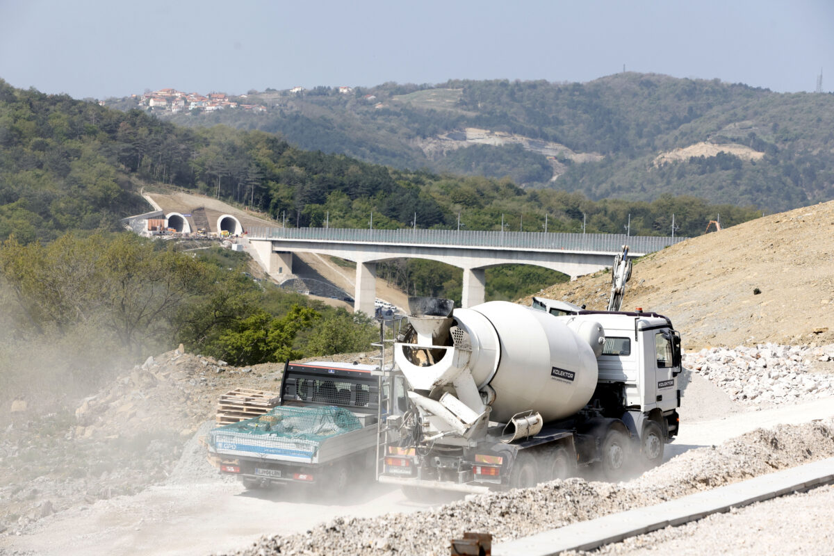 2TDK objavil javno naročilo: kaj iščejo - Forbes Slovenija