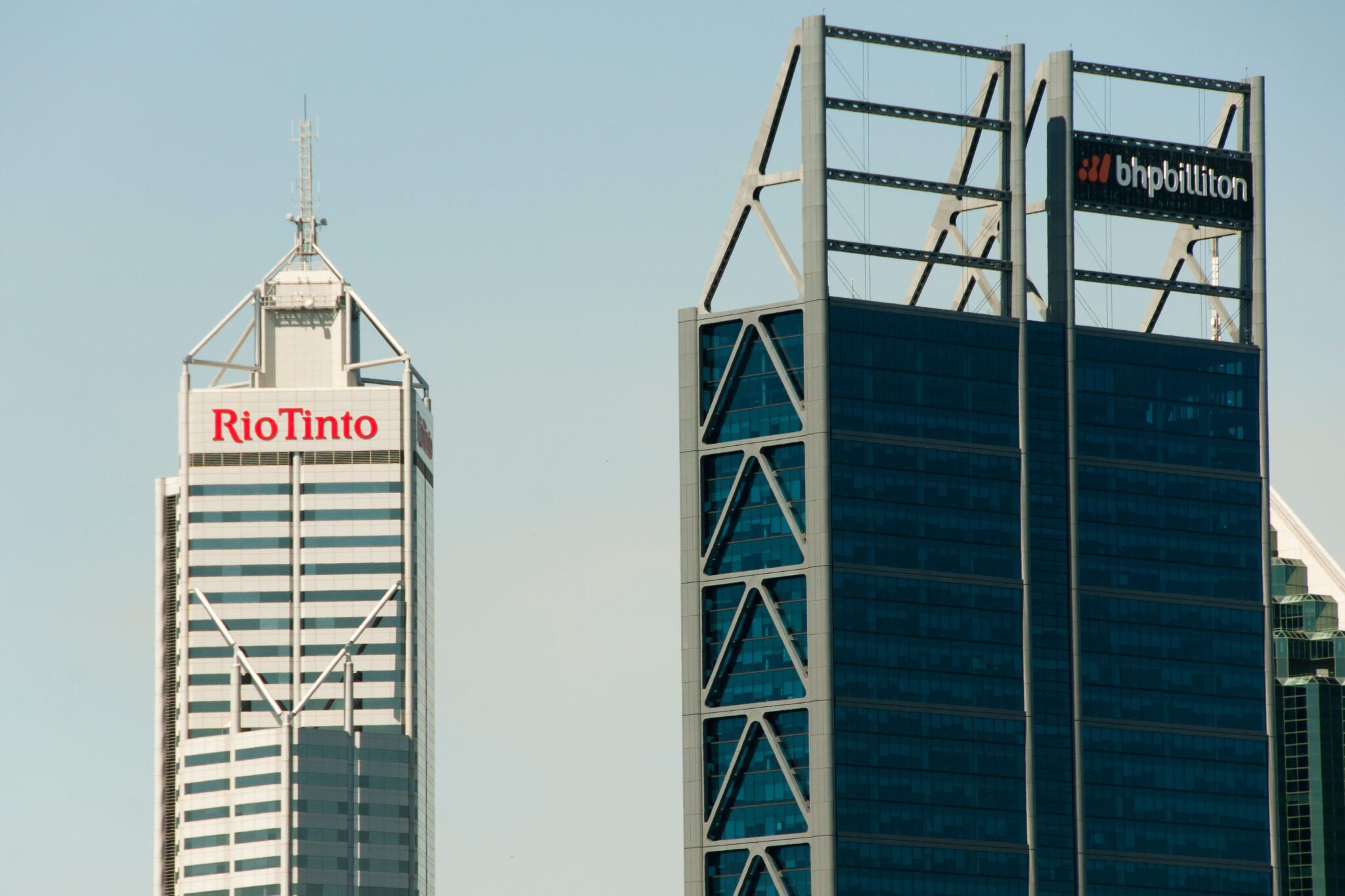 Združitev, ki bi ustvarila največje rudarsko podjetje na svetu, znova v ...